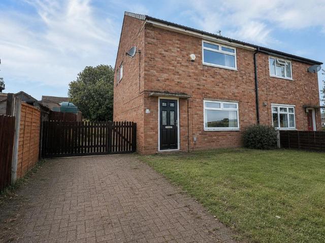 2 bedroom semi detached house to rent