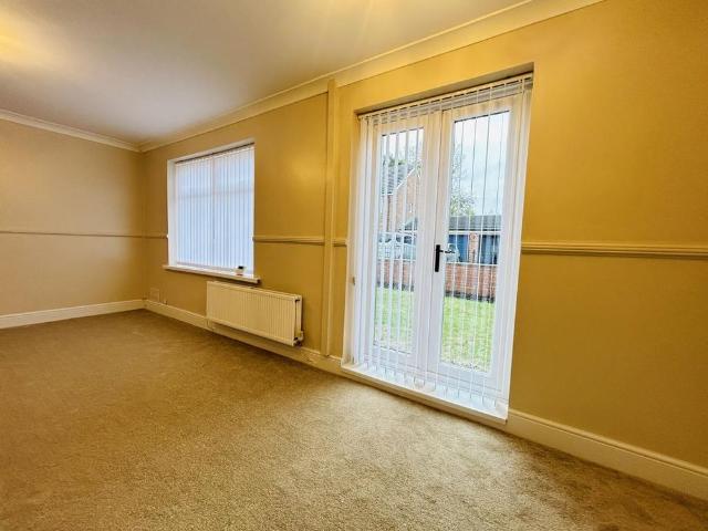 2 bedroom semi detached house to rent