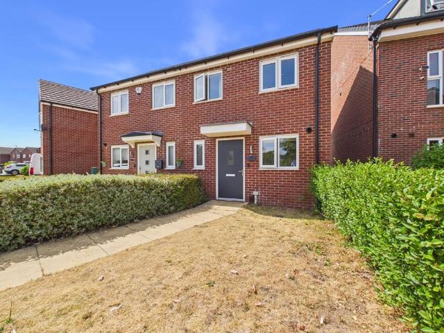 2 bedroom semi detached house to rent