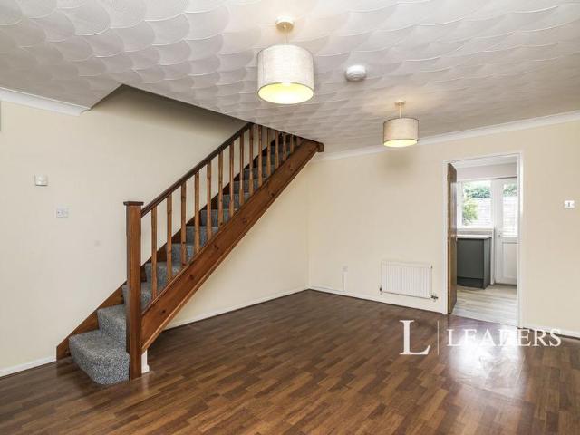 2 bedroom semi detached house to rent