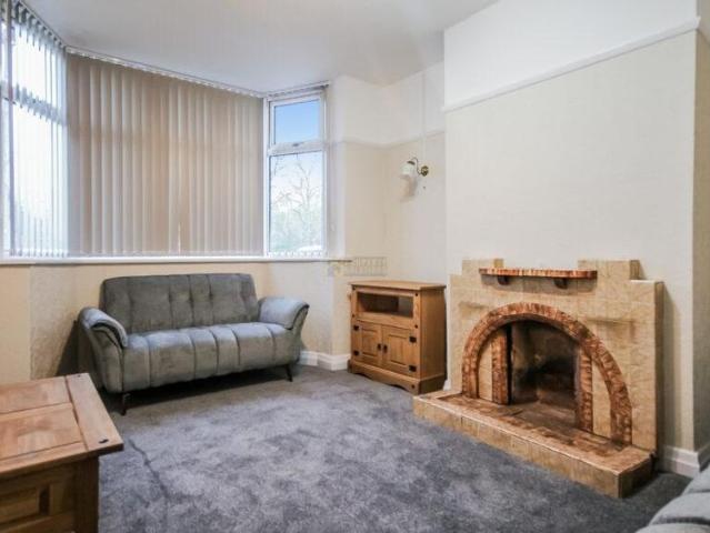 2 bedroom semi detached house to rent
