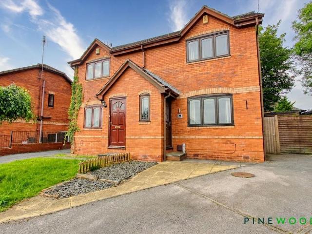 2 bedroom semi detached house to rent
