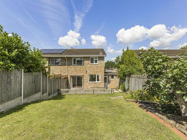 2 bedroom semi detached house to rent