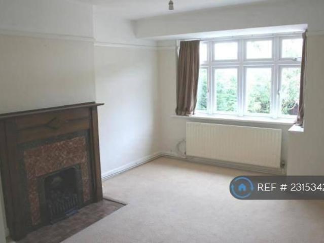 2 bedroom semi detached house to rent