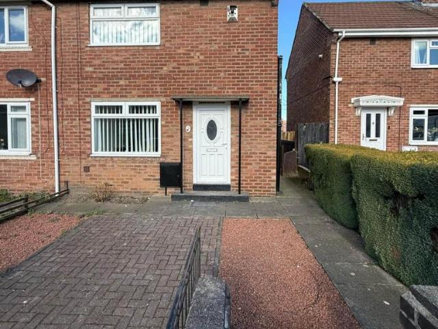 2 bedroom semi detached house to rent