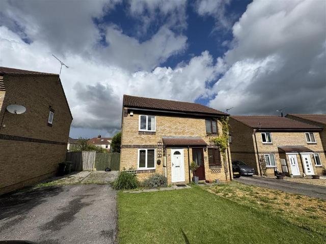 2 bedroom semi detached house to rent