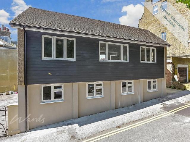 2 bedroom semi detached house to rent
