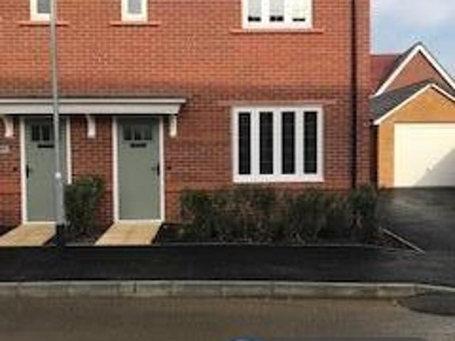 2 bedroom semi detached house to rent