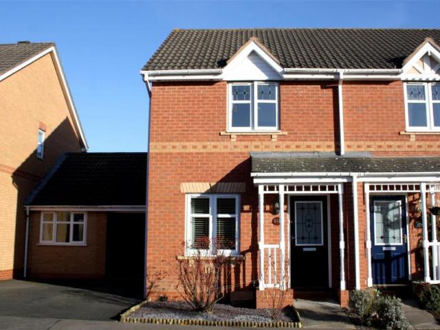 2 bedroom semi detached house to rent