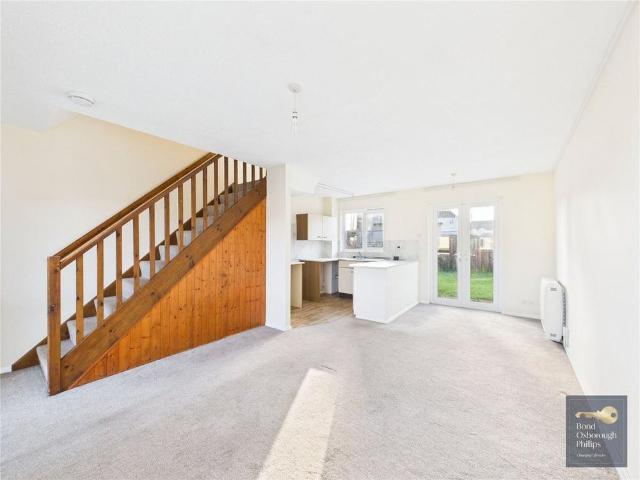 2 bedroom semi detached house to rent