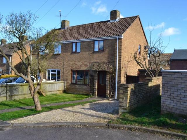 2 bedroom semi detached house to rent