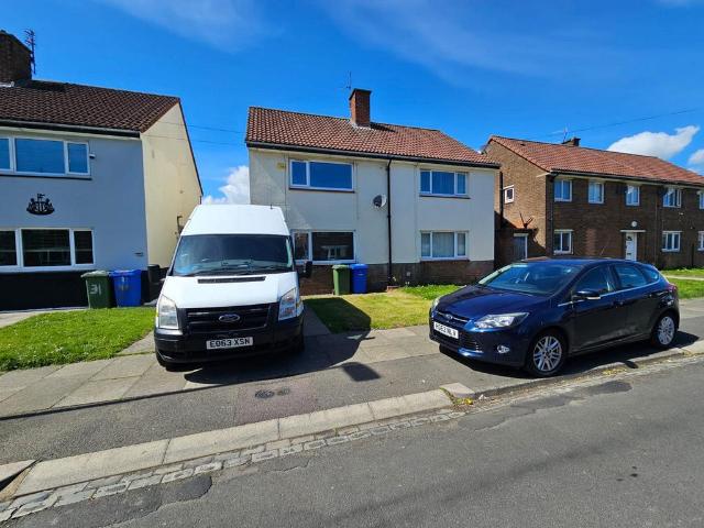 2 bedroom semi detached house to rent