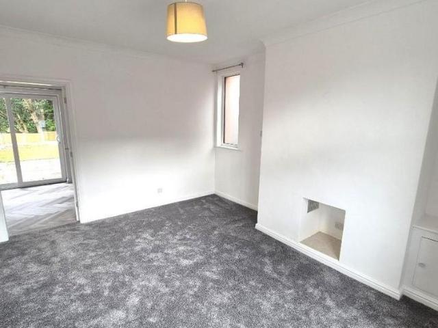 2 bedroom semi detached house to rent