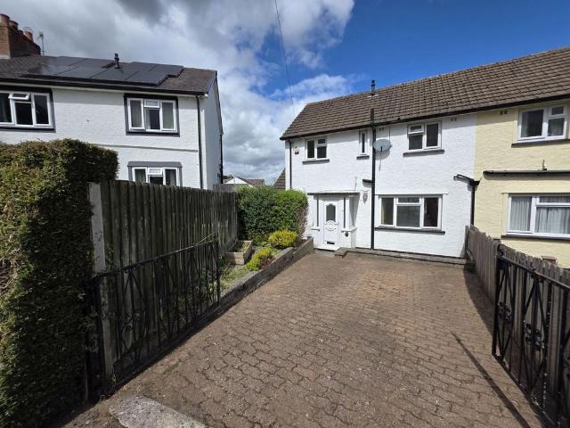 2 bedroom semi detached house to rent