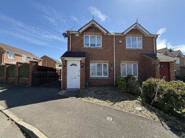 2 bedroom semi detached house to rent