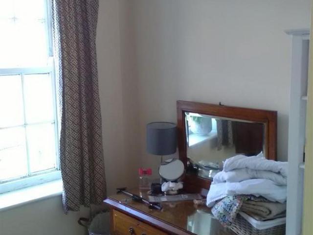 2 bedroom semi detached house to rent