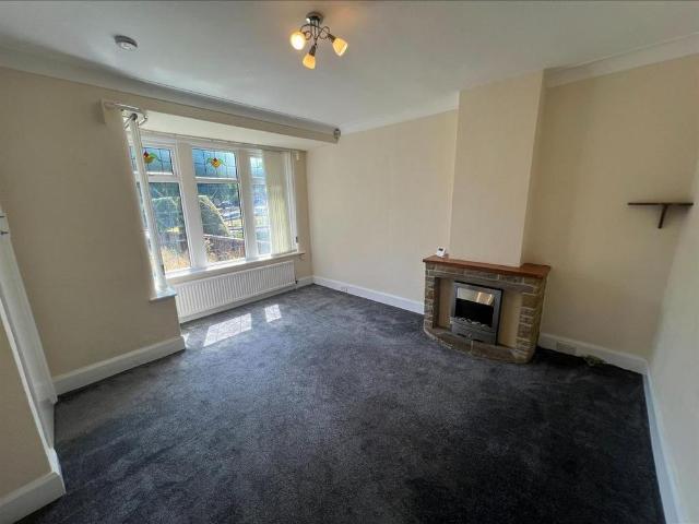 2 bedroom semi detached house to rent