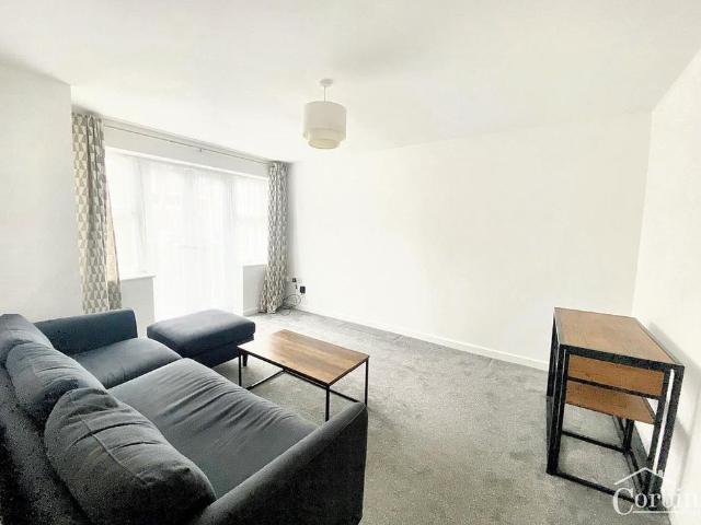 2 bedroom semi detached house to rent