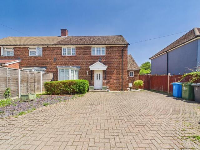 2 bedroom semi detached house to rent