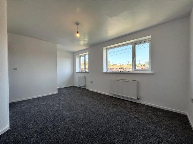 2 bedroom semi detached house to rent