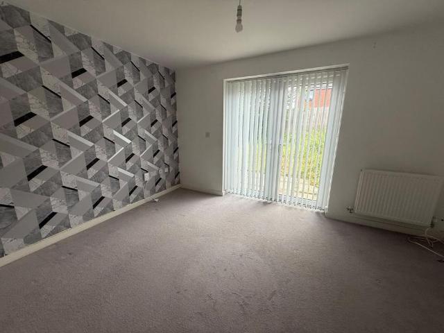 2 bedroom semi detached house to rent