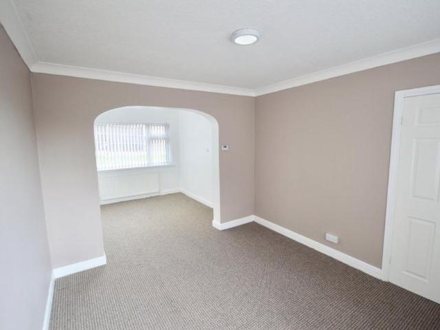 2 bedroom semi detached house to rent