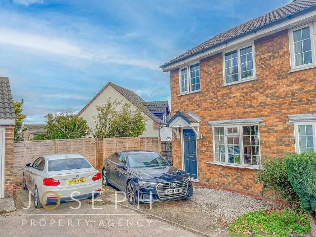 2 bedroom semi detached house to rent