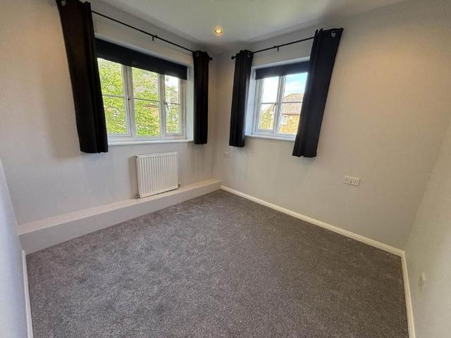 2 bedroom semi detached house to rent