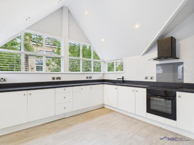 2 bedroom semi detached house to rent