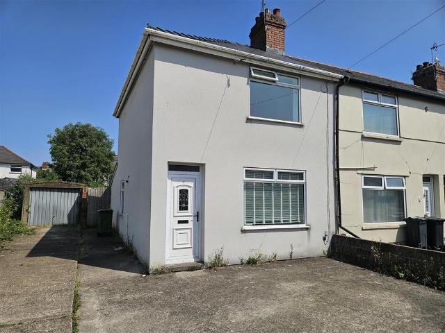 2 bedroom semi detached house to rent