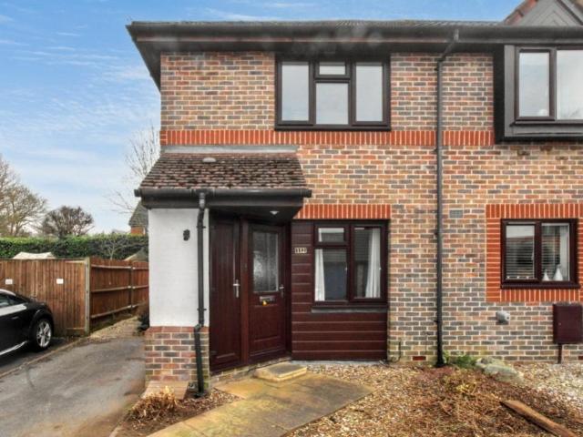 2 bedroom semi detached house to rent