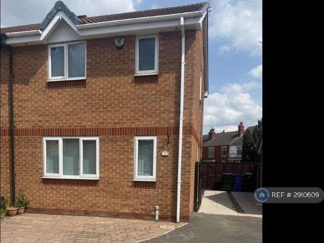 2 bedroom semi detached house to rent