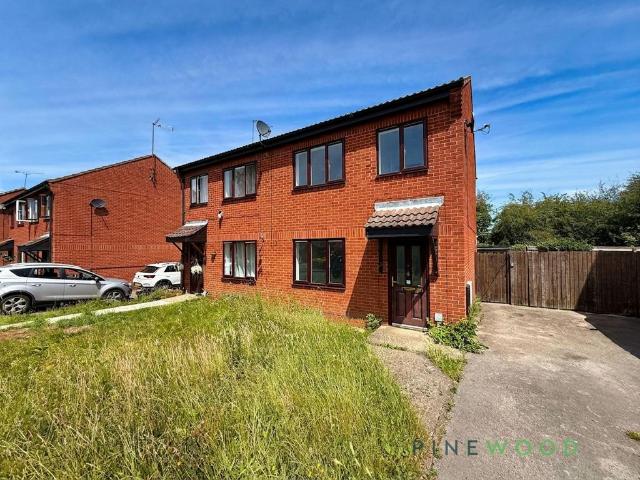 2 bedroom semi detached house to rent