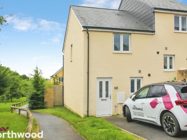 2 bedroom semi detached house to rent