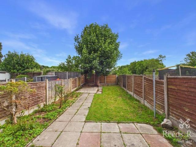 2 bedroom semi detached house to rent