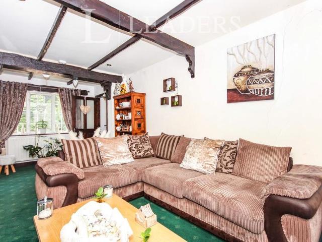 2 bedroom semi detached house to rent