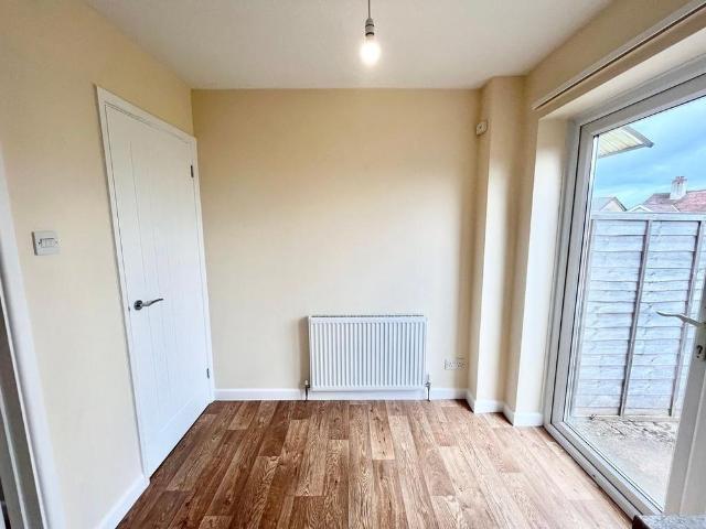 2 bedroom semi detached house to rent