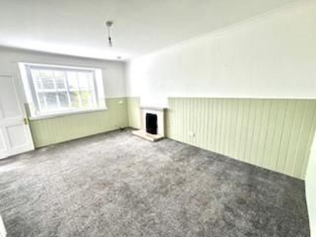 2 bedroom semi detached house to rent
