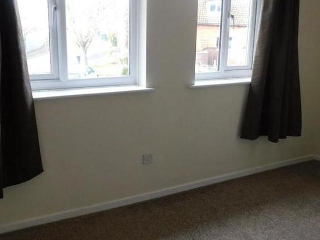 2 bedroom semi detached house to rent