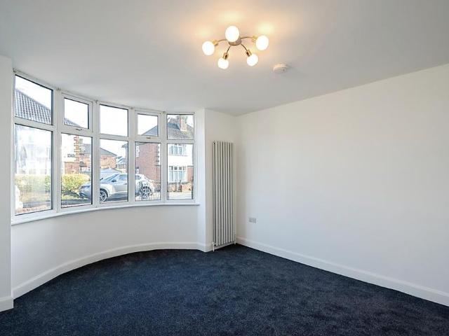2 bedroom semi detached house to rent