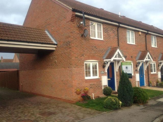 2 bedroom semi detached house to rent
