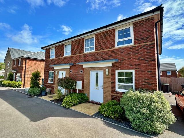 2 bedroom semi detached house to rent