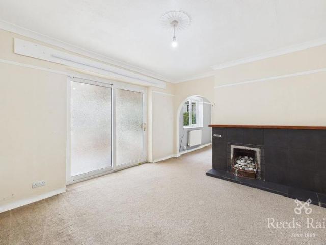 2 bedroom semi detached house to rent