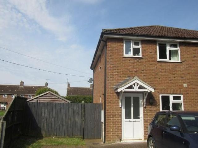 2 bedroom semi detached house to rent