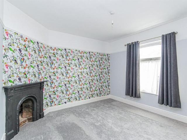 2 bedroom semi detached house to rent
