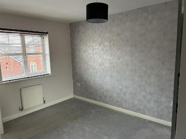 2 bedroom semi detached house to rent