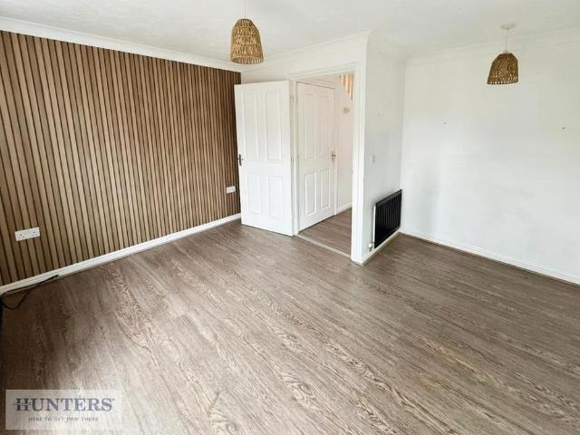 2 bedroom semi detached house to rent