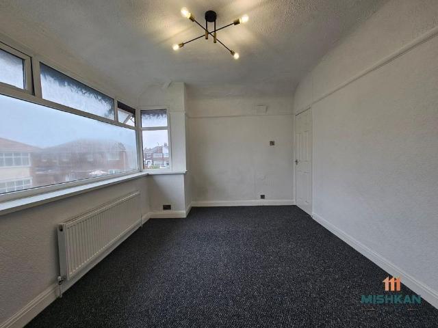 2 bedroom semi detached house to rent
