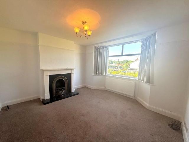 2 bedroom semi detached house to rent