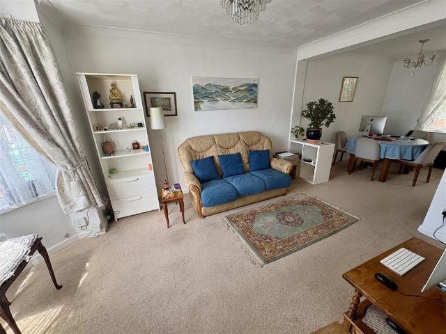 2 bedroom semi detached house to rent